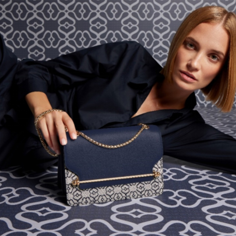 庆祝品牌成立十周年 Strathberry推出首个 Monogram 系列并发起十周年纪念单品线上慈善拍卖